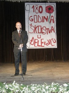 Zamjenik župana Ivan Pal na proslavi škole i školstva u Đelekovcu ...